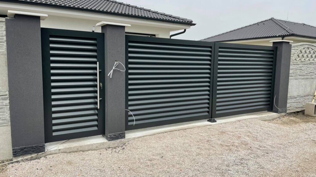 Realizace hliníkových plotů | ALUX hliníkové ploty