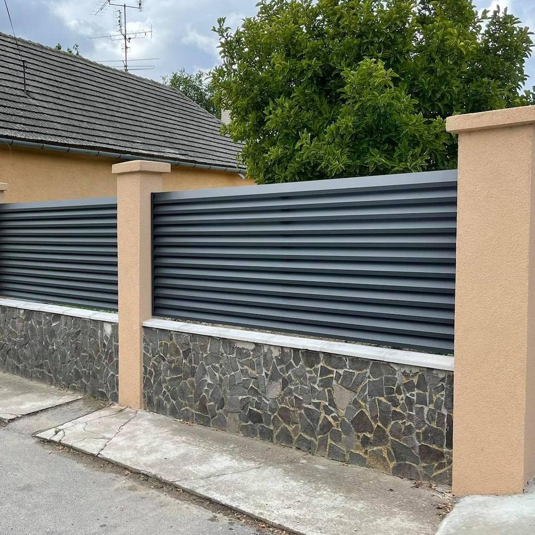 Nejkvalitnější hliníkové ploty Brno | ALUX hliníkové ploty